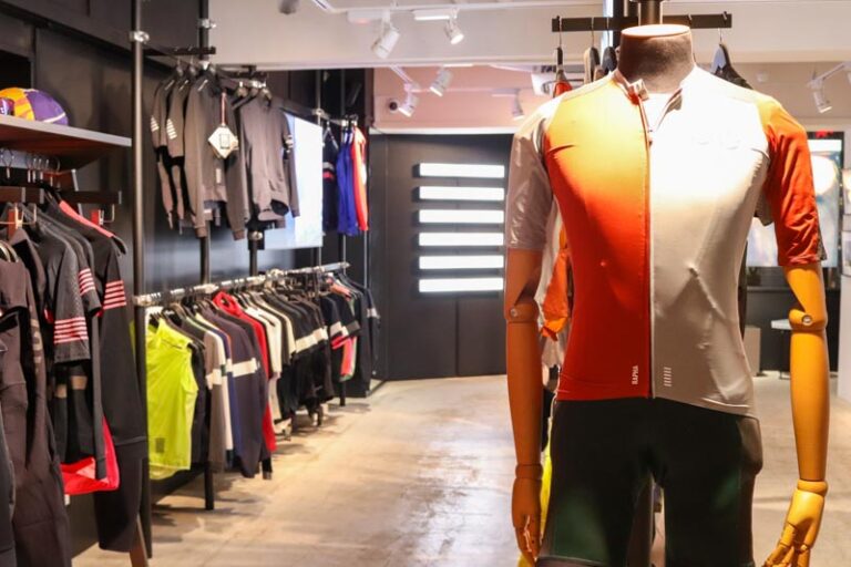 移転したラファ東京に行ってきた｜サイクルスポーツがお届けするスポーツ自転車総合情報サイト｜cyclesports.jp