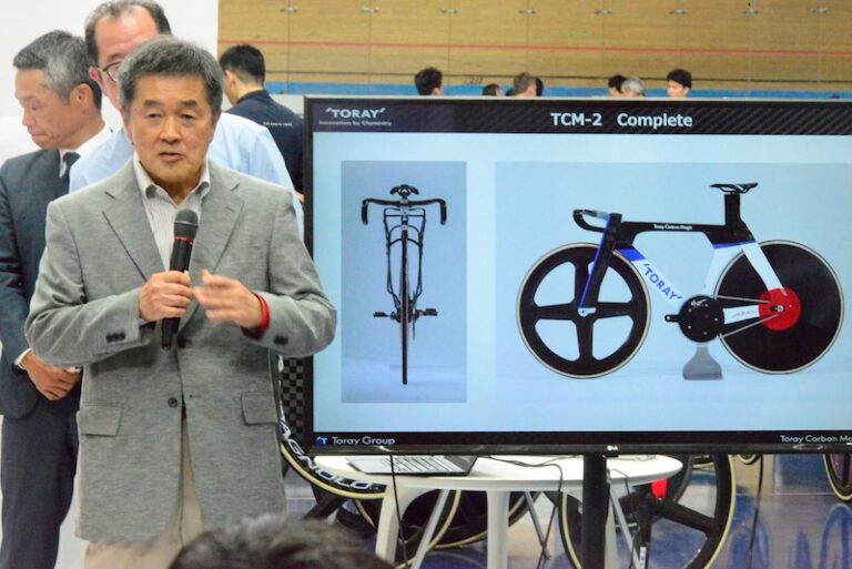 日本代表がパリ五輪で使用するトラックバイク「V-Izu TCM-2」発表｜サイクルスポーツがお届けするスポーツ自転車総合情報サイト｜cyclesports.jp