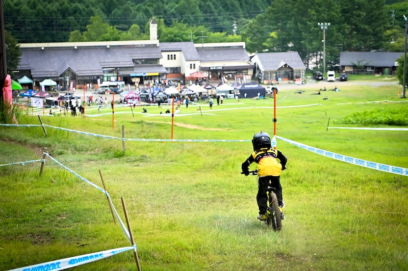 ダウンヒルシリーズのMTBファンミーティング「KIDS OF JAPAN」レポート｜サイクルスポーツがお届けするスポーツ自転車総合情報サイト｜cyclesports.jp